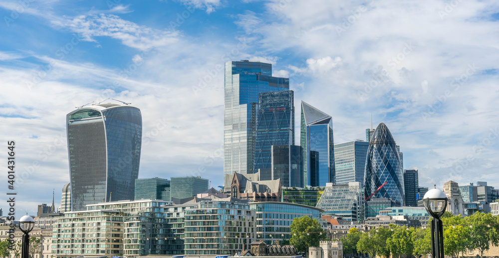 London skyline , city escape at sunny day Stock Photo | Adobe Stock