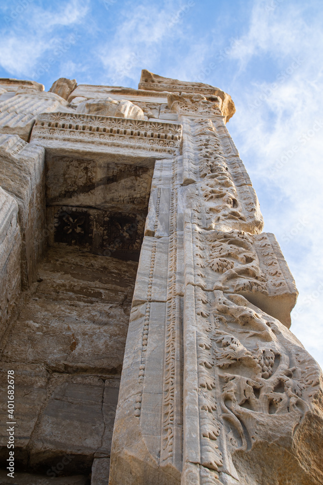 Arch of Marcus Aurelius, This triumphal arch is the only fully standing ...