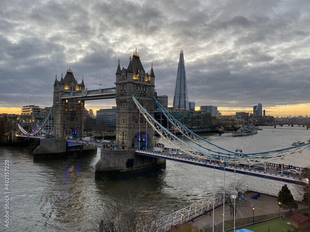 Poster Tower Bridge at Dusk in London – Wall Art | UkPosters