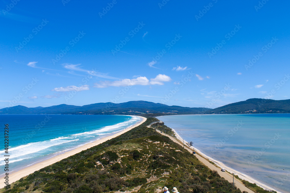 Seas touching, oceans touching - "The Neck" at Bruny Island, Tasmania ...