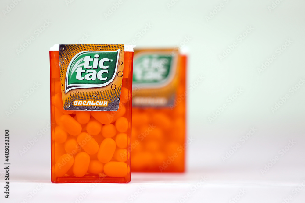 Foto de Tic tac drops with orange flavour. Tic tacs are manufactured by ...