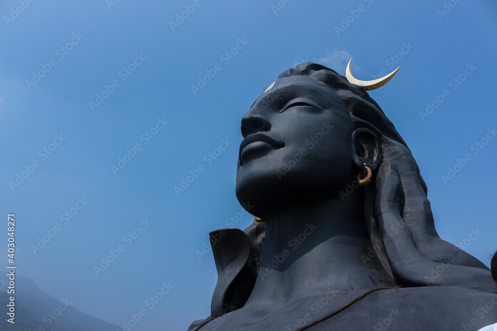 Fotografia do Stock: Adiyogi Lord Shiva Statue in Isha Yoga Coimbatore ...
