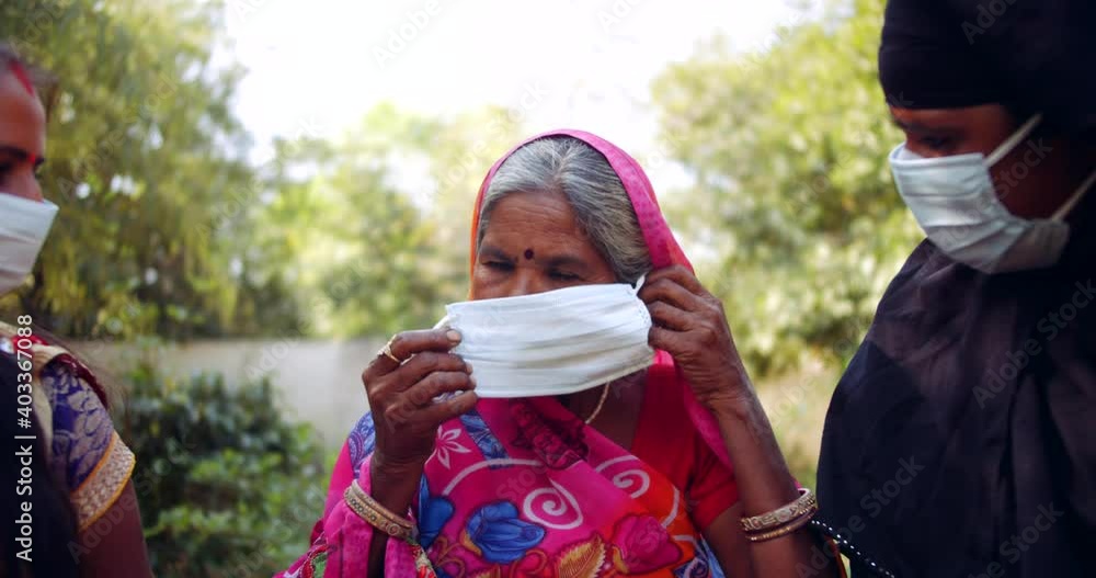 Vidéo Stock Slow-motion handheld shot of two young women, Hindu Muslim ...