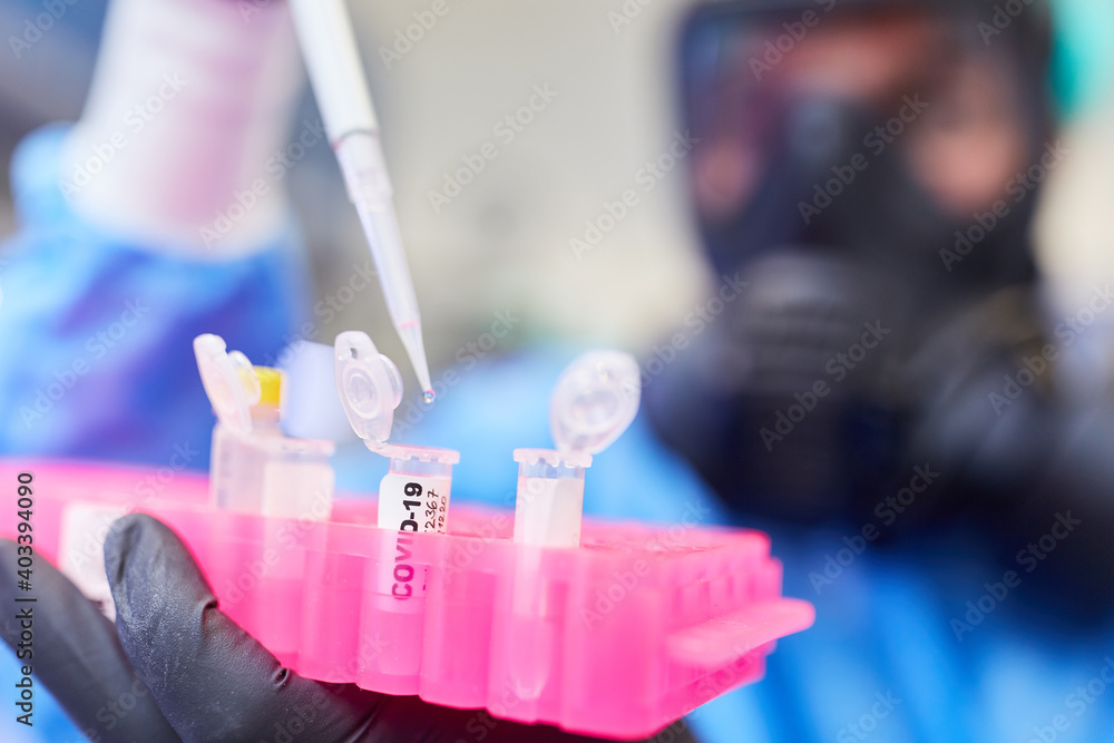 Chemists in the laboratory at Covid-19 vaccine research Stock Photo ...