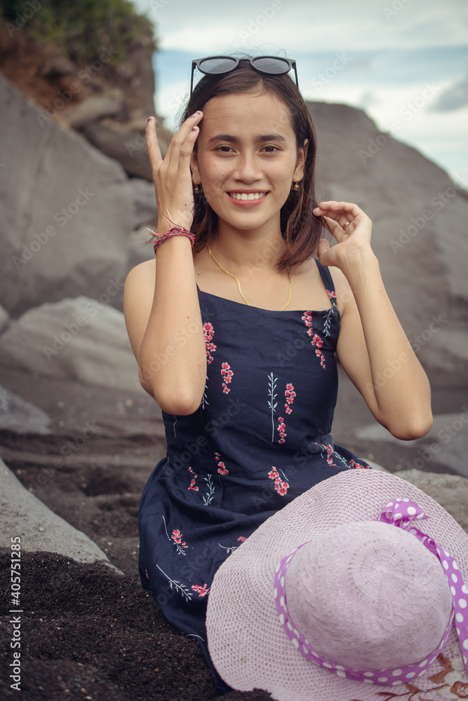 Beach photoshoot with a beautiful balines girl on the beach "Pantai ...