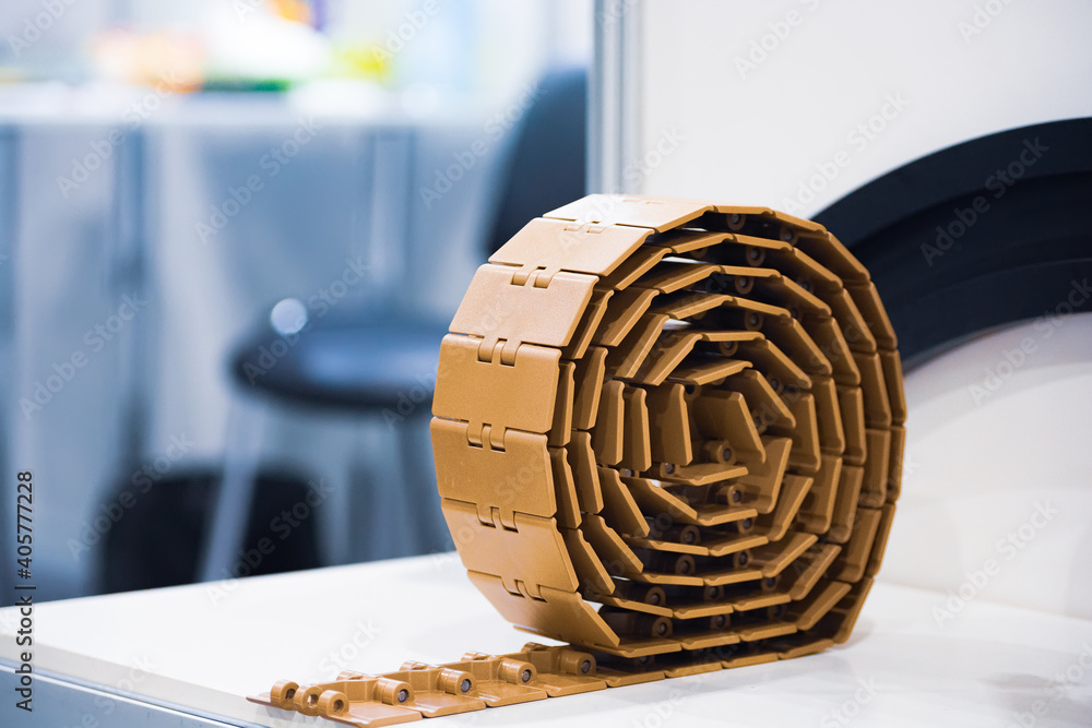 Lamellar straight-going acetal chain for the conveyor of the food ...