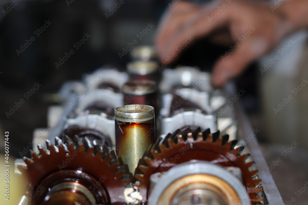 Repair of the internal combustion engine of a passenger car. Replacing ...