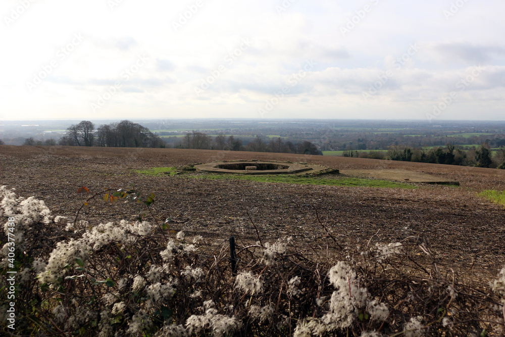 Foto de Remains of a WW2 High Frequency Direction Finding Station Base ...