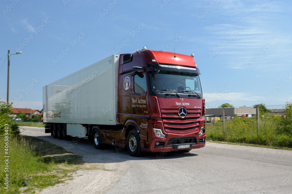 New Mercedes Actros truck in beautiful red colour. Mercedes Actros with ...