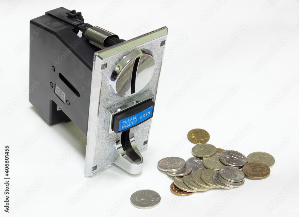 Programmable coin acceptor controller fo vending machine or game arcade ...