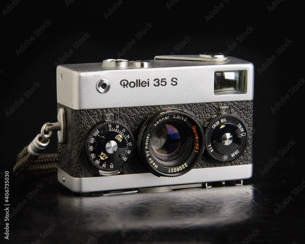Vintage Rollei 35S compact film camera of the 70s is very collectible ...