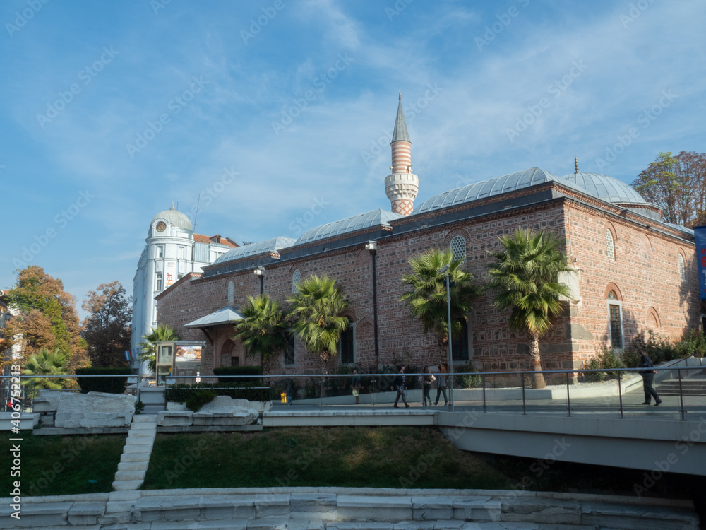 Foto de Dzhumaya Mosque, the main Muslim shrine in Plovdiv, Bulgaria ...