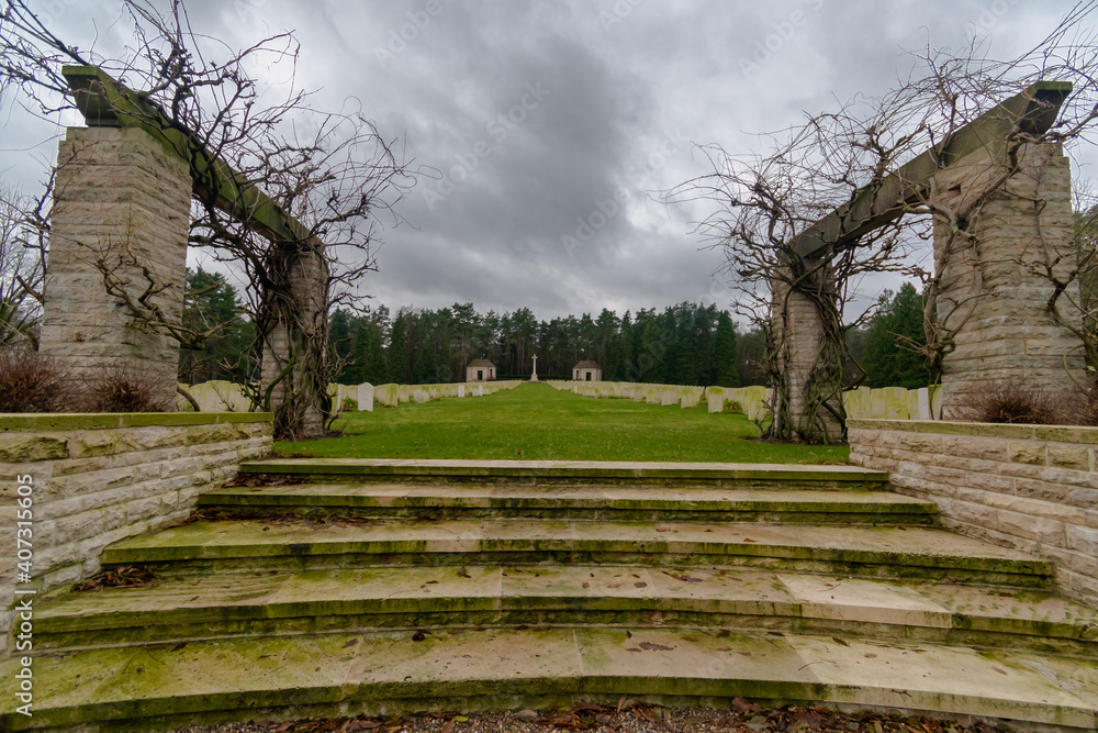 BECKLINGEN WAR CEMETERY Second World War Friedhof für die Soldaten aus ...