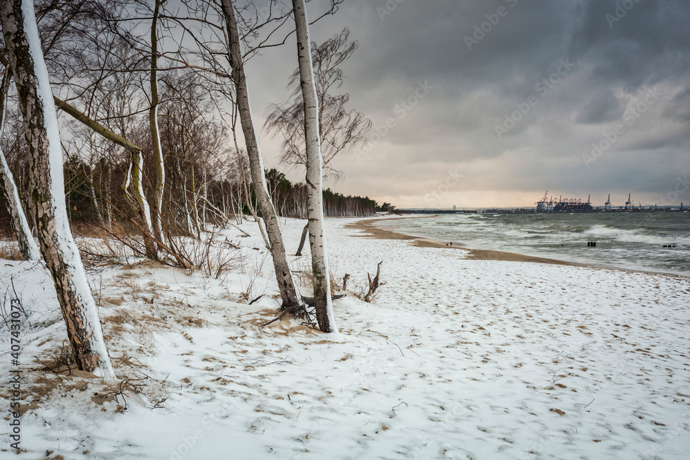 Beach Winter Snow Wallpaper