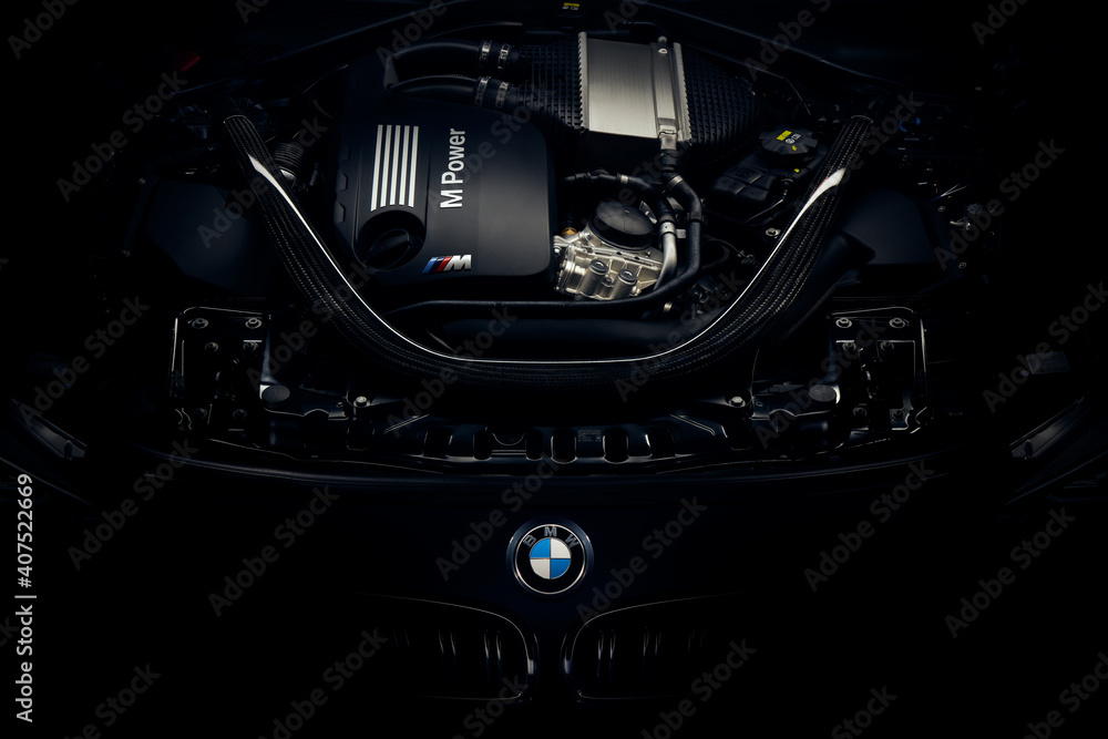 Fotografia do Stock: Engine BMW M3 30 Jahre Edition - Limited edition ...