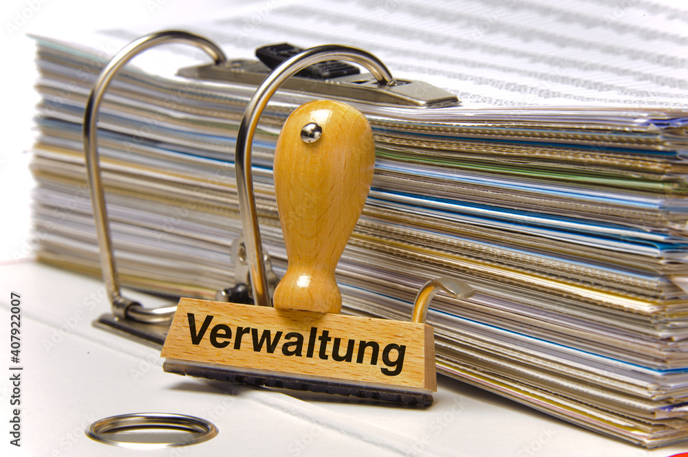 Stempel beschriftet mit Verwaltung vor Aktenordner Stock Photo | Adobe ...