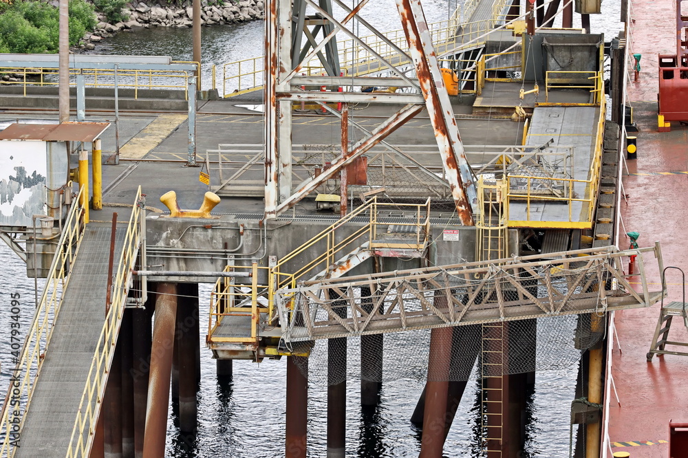 Cargo terminal for loading bulk cargo of cooper concentrates by shore ...