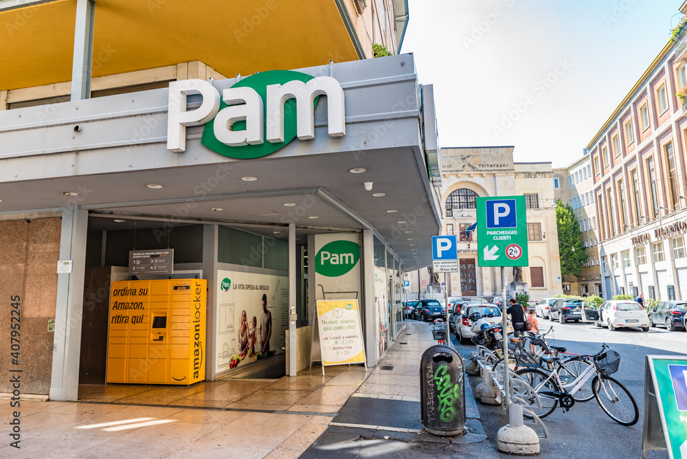 Foto de VERONA, ITALY - JUNE 30, 2019: The Gruppo PAM S.p.A is an ...