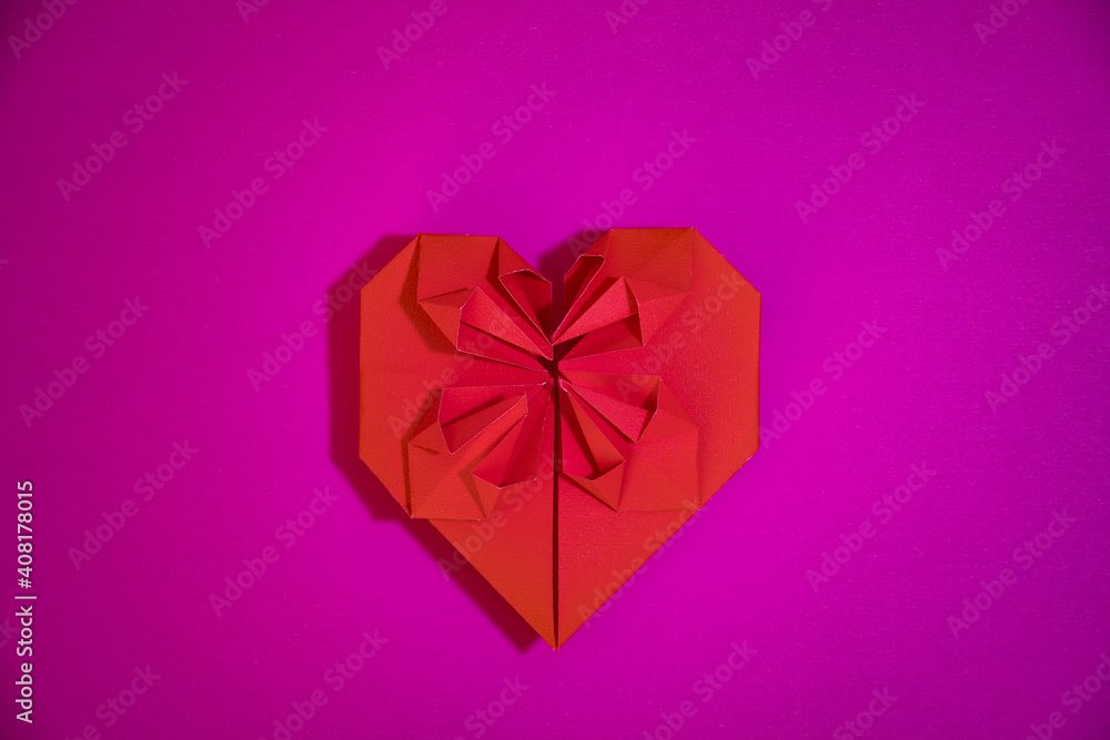 Corazón de origami Stock Photo | Adobe Stock