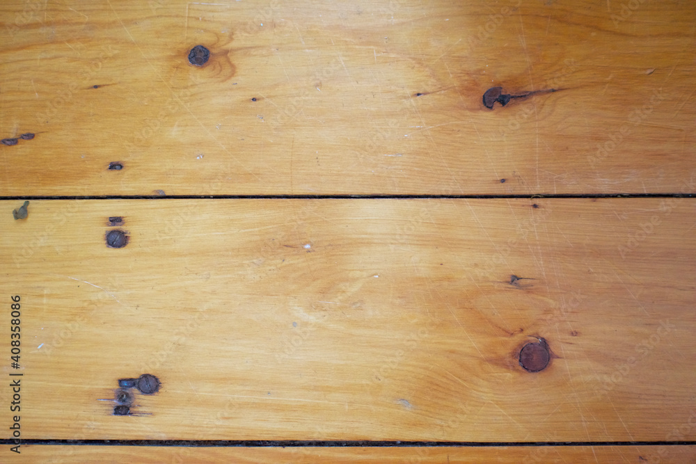 Foto de Madera de piso vieja con nudos y clavos do Stock | Adobe Stock