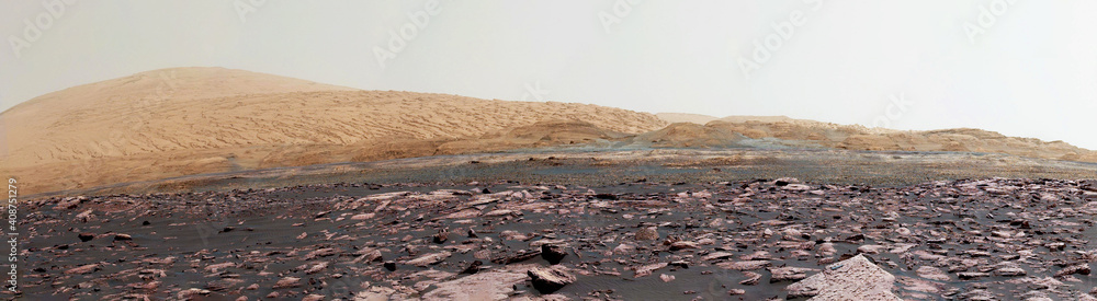 Panoramic view of montage of photographs of the Martian landscape Mount ...