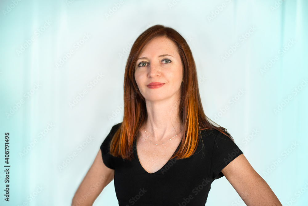 Profile picture. Portrait photo of pretty business woman in black top ...