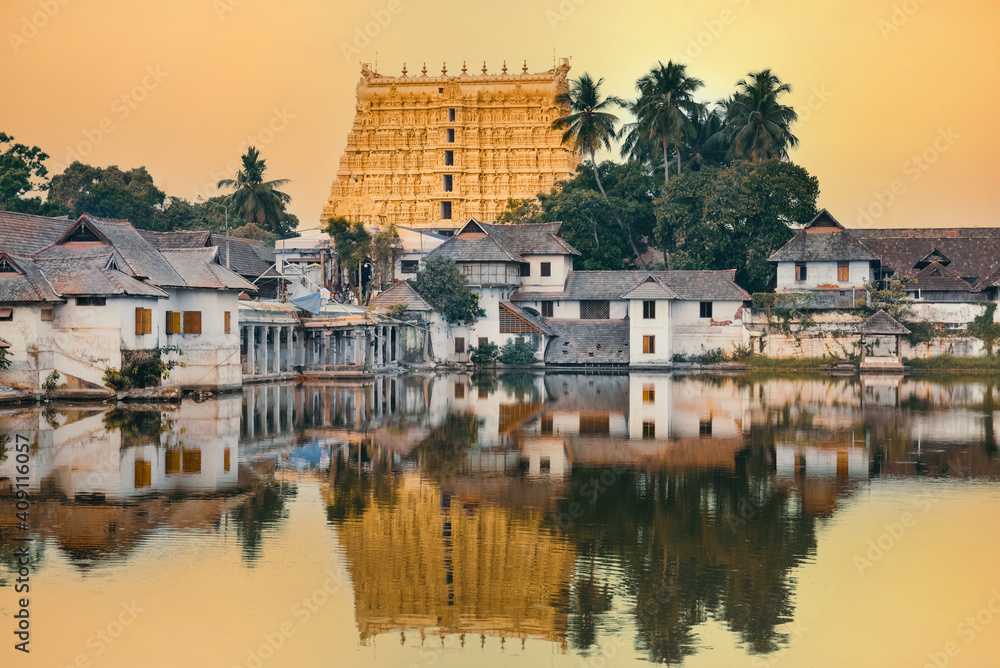 Sree Padmanabhaswamy temple at sunset, Thiruvananthapuram city, Kerala, India Stock Photo ...