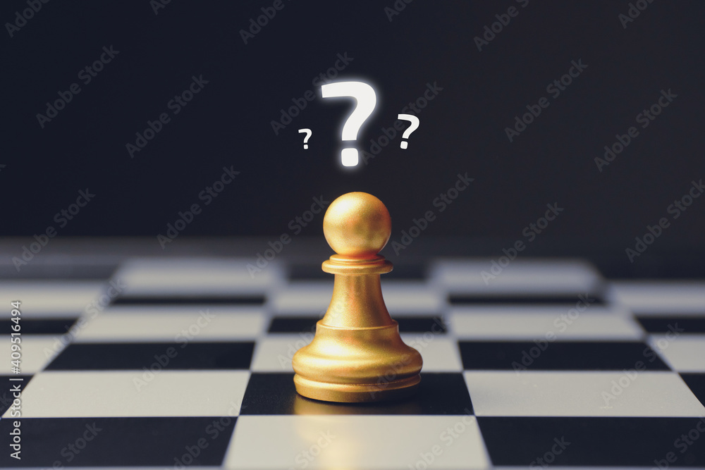 Confusion concept with question marks above a chess piece Stock Photo ...