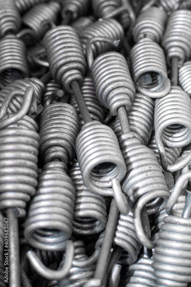 Spring of brake drum coupling pads for truck, tractor, heavy machinery ...