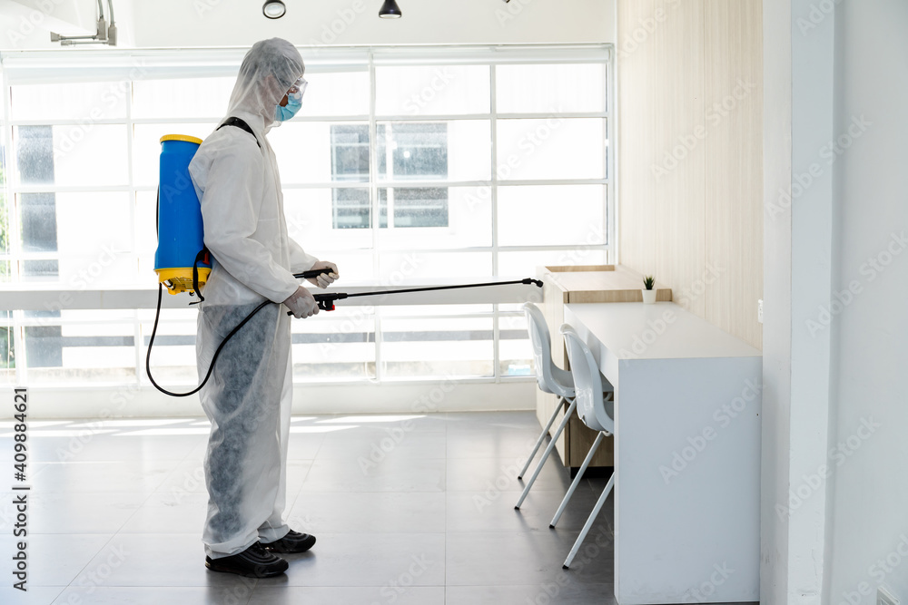 Male medical staff wearing PPE uniforms to prevent COVID-19 from using ...