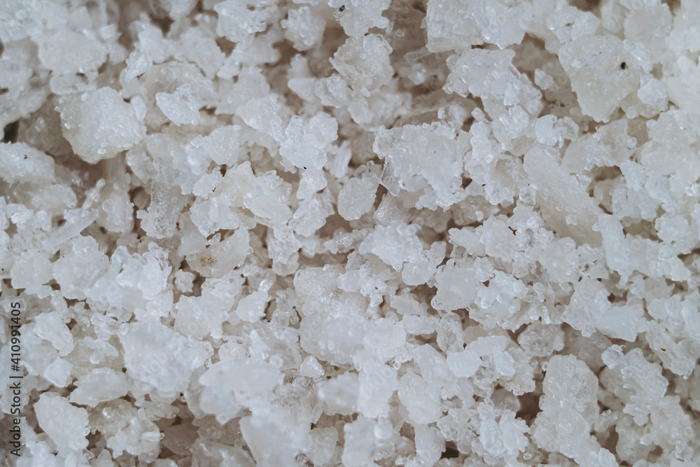 Close up sur des grains de gros sel de cuisine - Arrière plan texturé ...