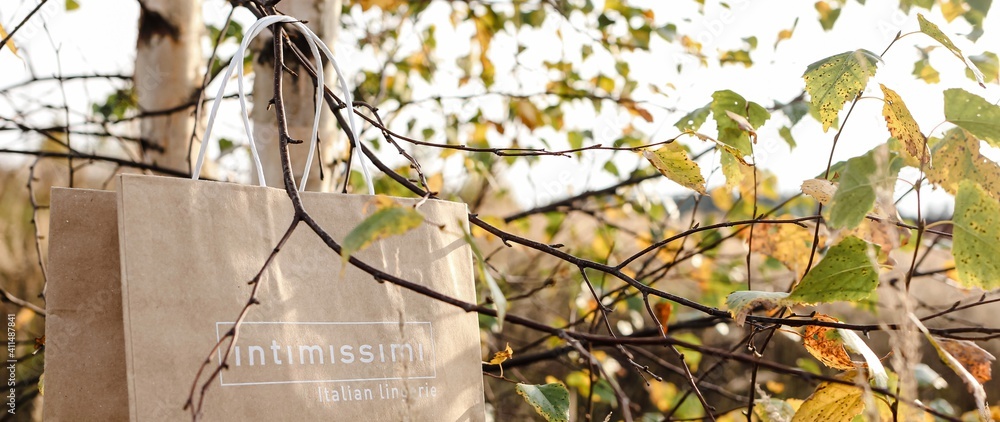 Intimissimi (the Italian lingerie retailer) paper eco friendly shopping ...