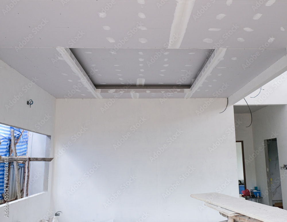 house building interier install ceiling wall with white cement plaster ...