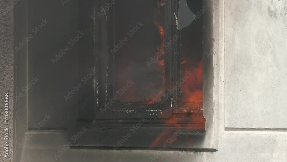 Vidéo Stock Close up of window of an apartment building from which ...