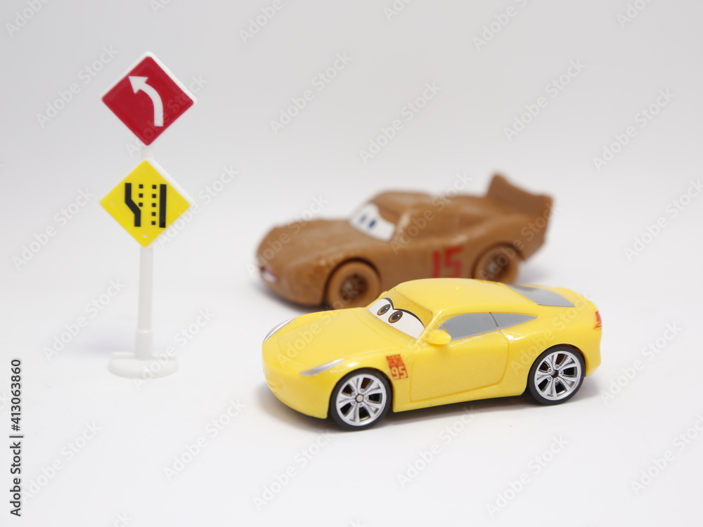 Cars 3. Lightning MCQUEEN and Cruz Ramírez. Cruz Ramirez. Toys car for ...