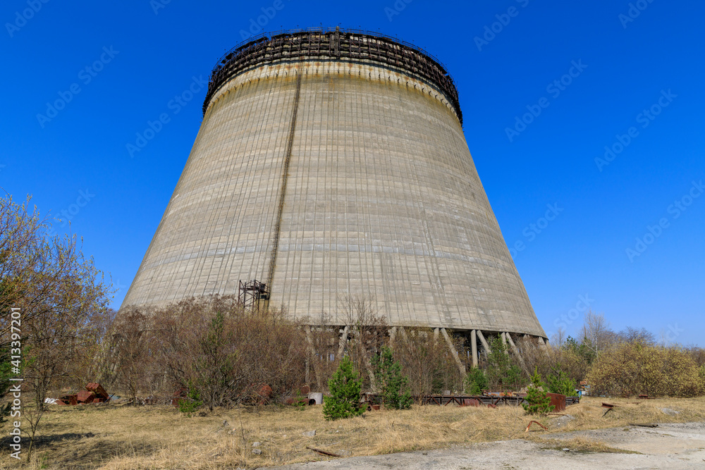 Foto de Ukraine, Pripyat, Chernobyl. Unfinished cooling tower for ... Foto de Ukraine, Pripyat, Chernobyl. Unfinished cooling tower for ...
