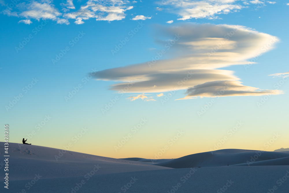 dramatic landscape photos of the largest gypsum sand dunes in the world ...