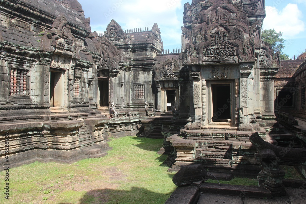 Banteay Samré is a temple at Angkor, Cambodia, located 400 metres to ...