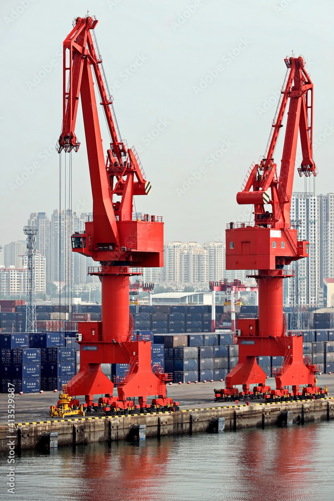 Cargo terminal for unloading bulk cargo of cooper concentrates by shore ...