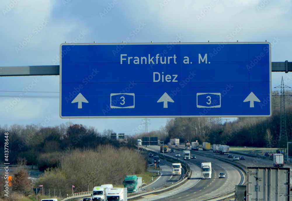 Schild Autobahn A3 Richtung Frankfurt Stock Photo | Adobe Stock