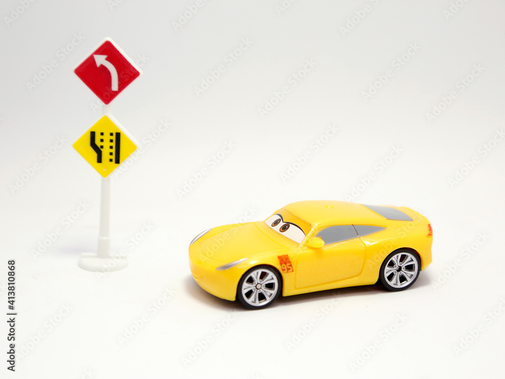 Cruz Ramírez. Cruz Ramirez. Cars 3. Lightning MCQUEEN.Toys car for ...