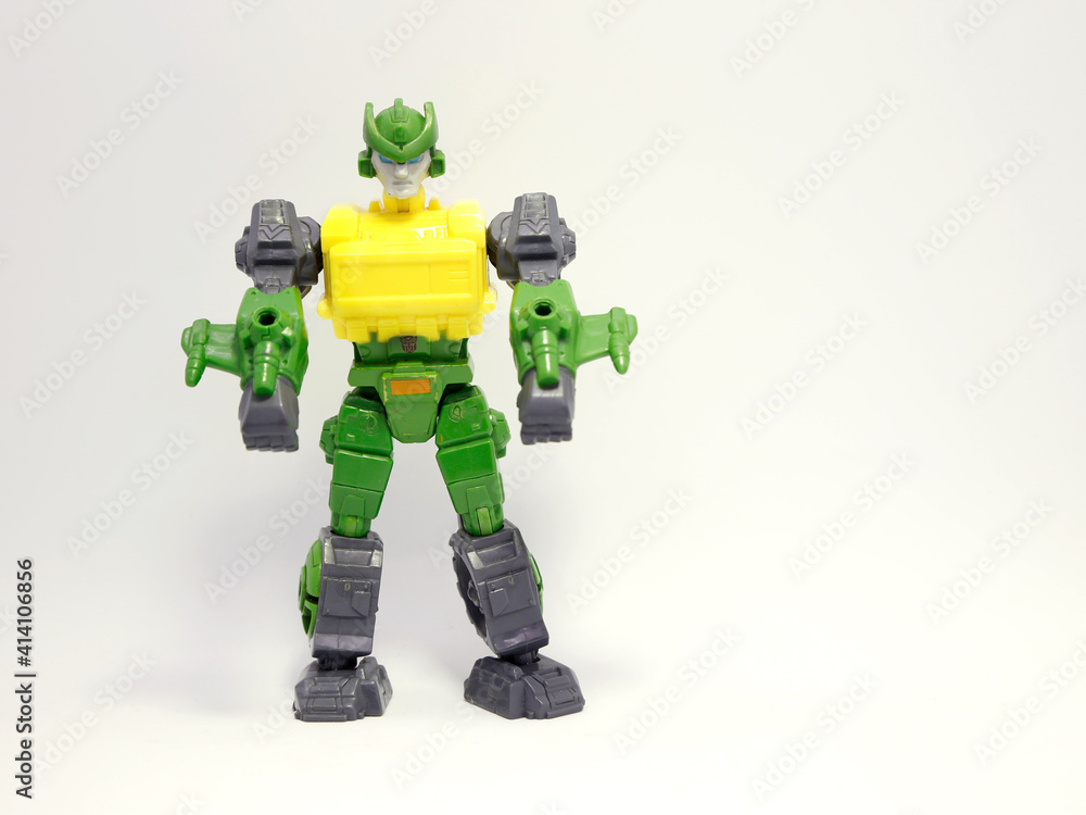 Transformers human. Transformers cars. Cars that transform into robots ...