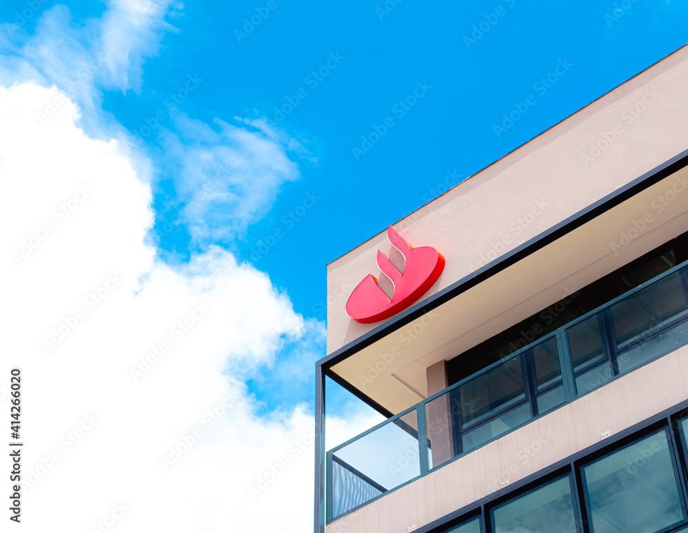 Banco Santander. Bancos, Finanças, Atividade bancária, Economia. Logo ...