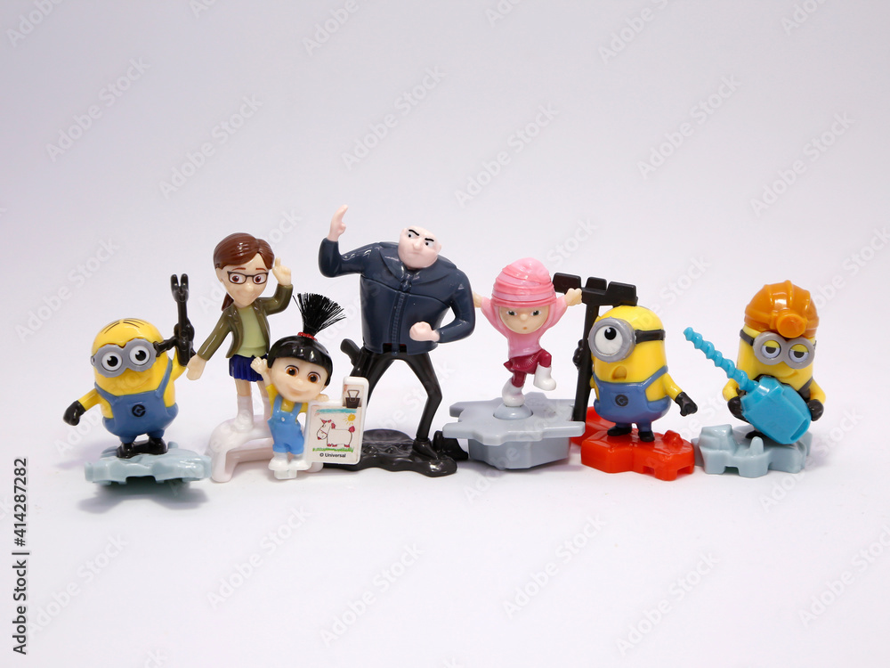 Fotografia do Stock: Minions and Gru with his daughters Agnes, Edith ...