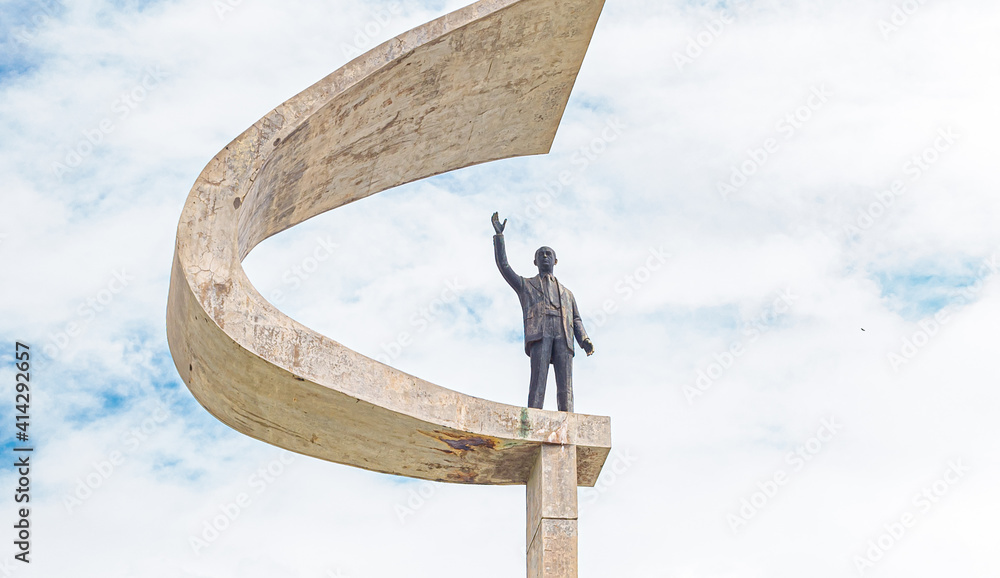 Memorial JK. Brasília, Distrito Federal - Brasil. Escultura do ex ...