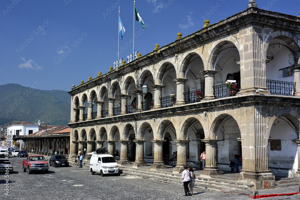 Paisajes y rincones de la ciudad colonial de Antigua, en el sur de ...
