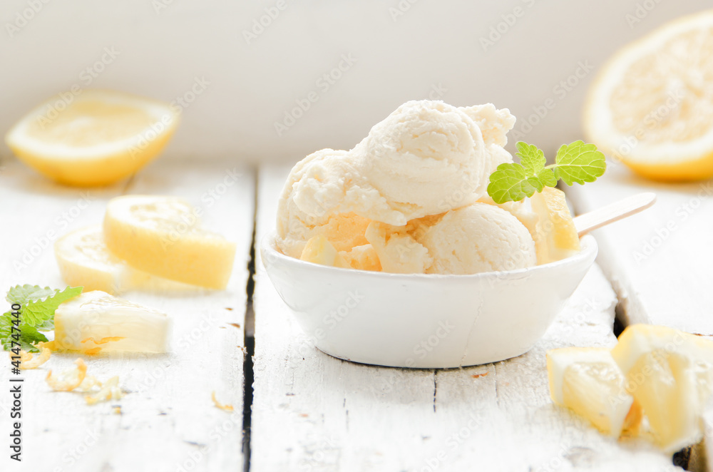 Zitroneneis Zitronensorbet Sorbet Eis Kugeleis Speiseeis Zitrone ...