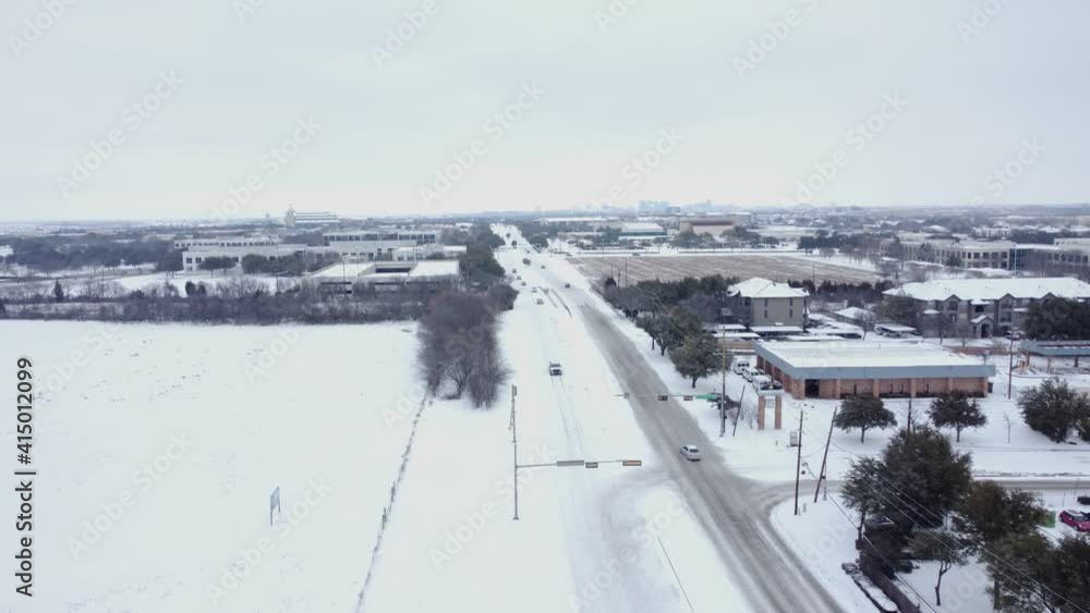Winter storm in Dallas, Texas. February 17, 2021 Stock ビデオ | Adobe Stock