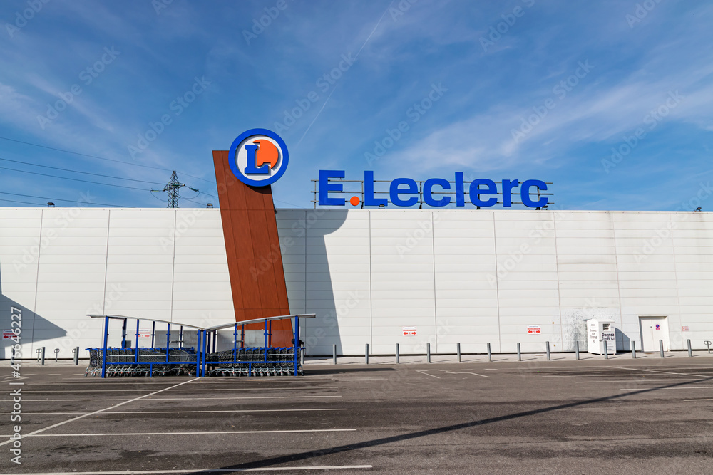 Fotografia do Stock: Wattrelos,France-February 21,2021: View of E ...