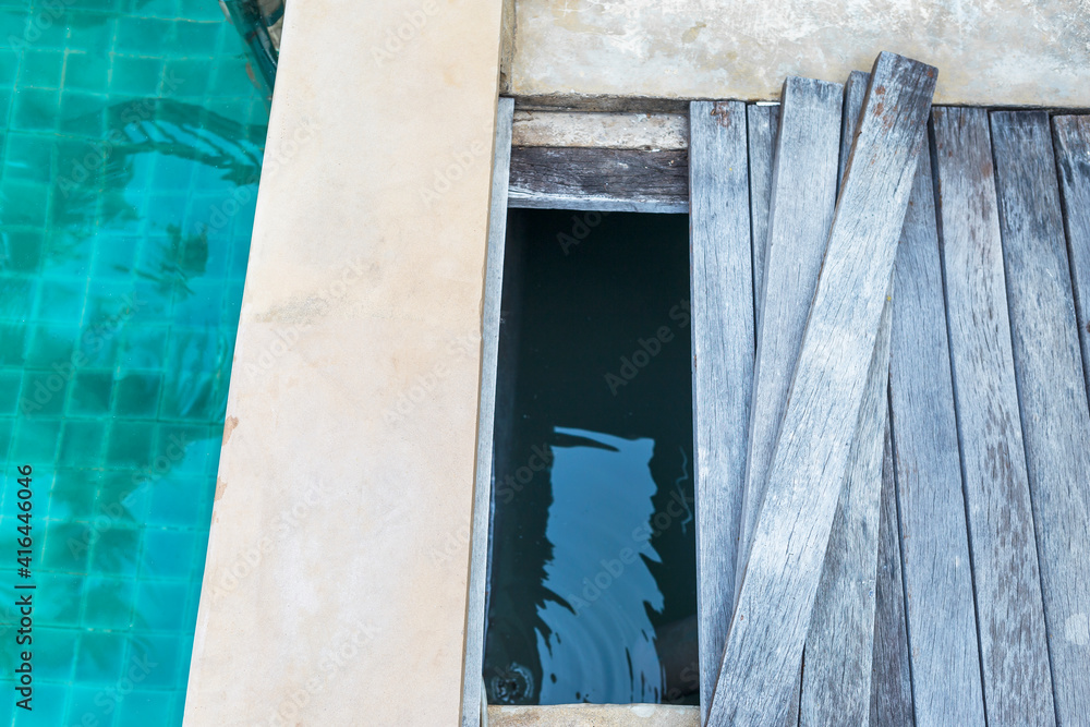 Swimming pool surge tank or balancing tank, swimming pool system and ... Swimming pool surge tank or balancing tank, swimming pool system and ...